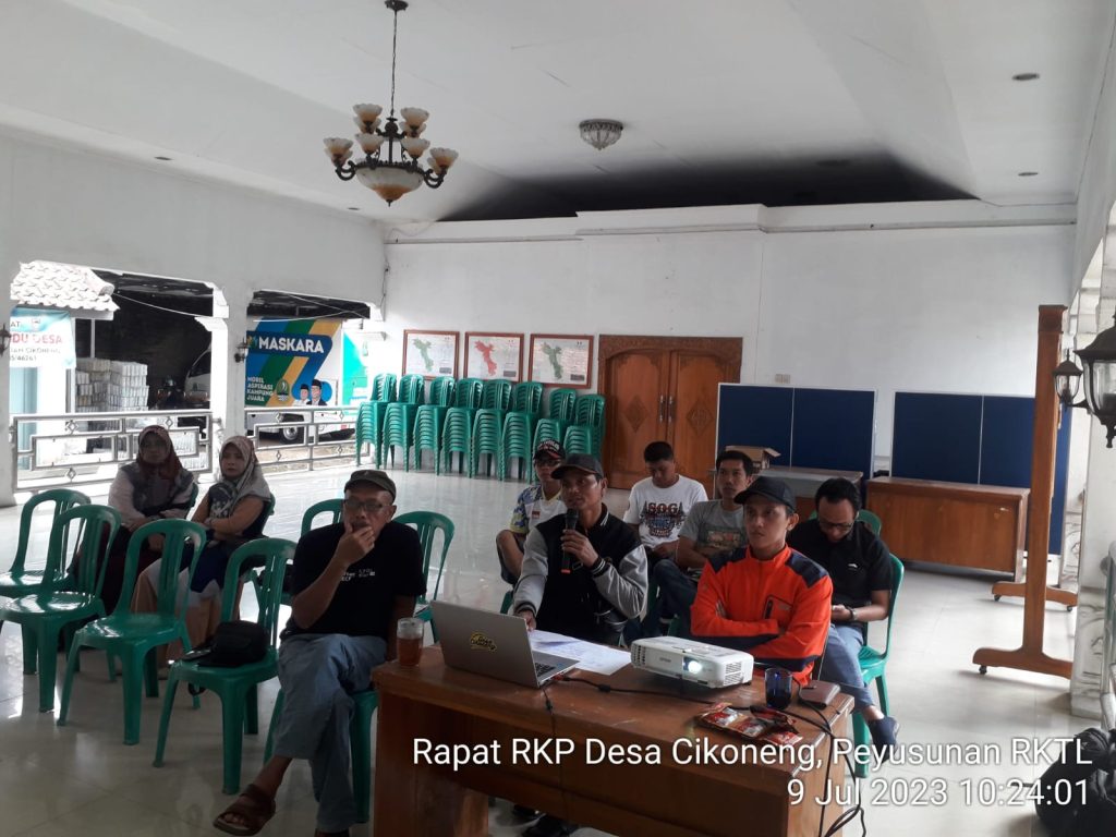 RAPAT RKP DESA DAN PENYUSUNAN RKTL | Cikoneng